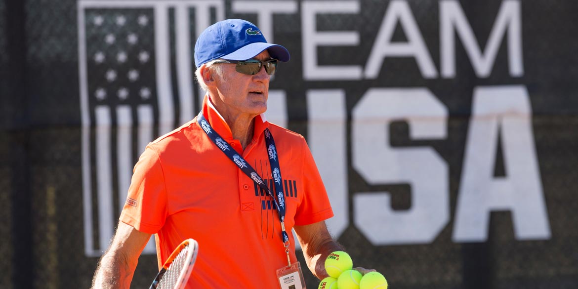 Jose Higueras receives 2023 Tim Gullikson Career Coach Award