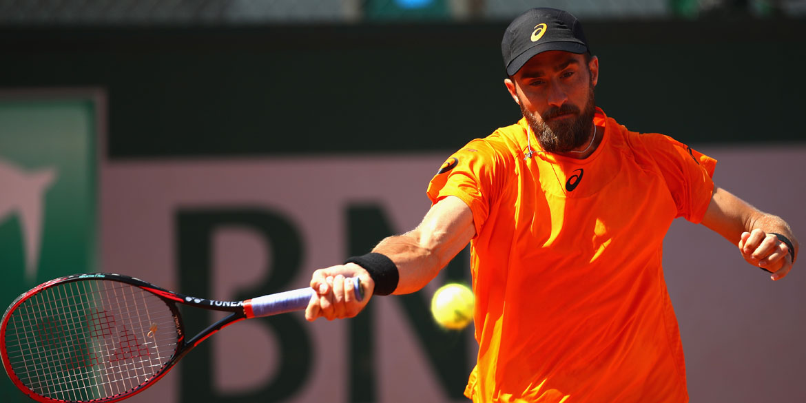 JOHNSON, VENUS HEADLINE STRONG DAY 4 AT FRENCH OPEN