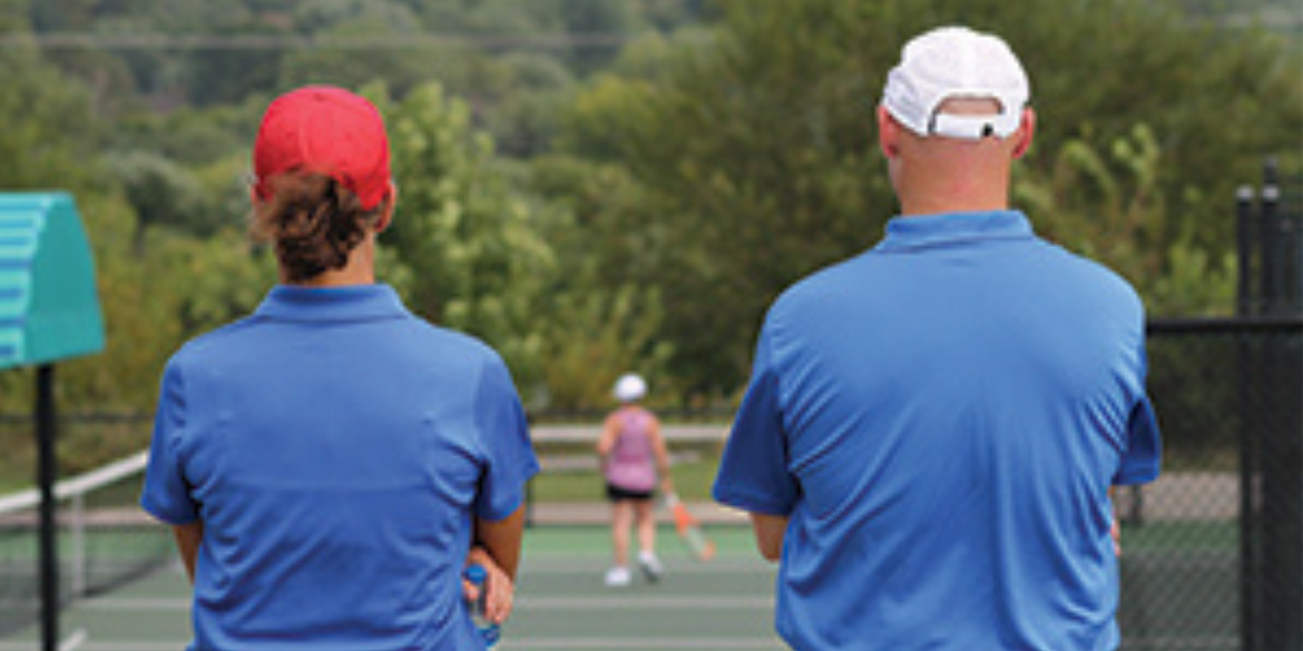 Milica Oliver chosen as 2024 USTA Iowa Outstanding Official