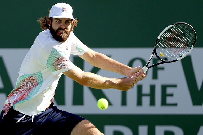 Reilly Opelka outduels John Isner in all-American Houston final