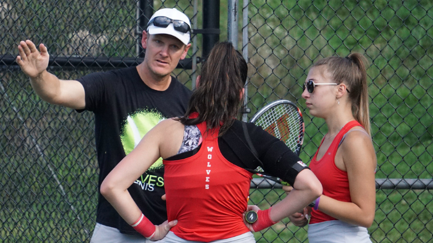 Reeds Spring School District, community team up for 6 new tennis courts