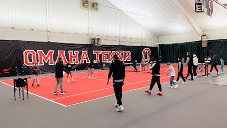 UNO Mavericks Tennis Teams Incorporate Ball Kids During Matches