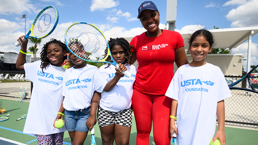 2024 Billie Jean King Cup players welcome NJTL kids for clinic at USTA ...