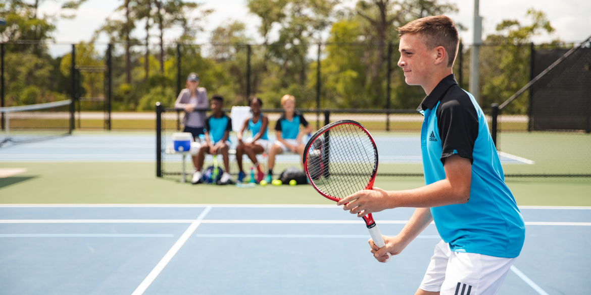 La temporada de primavera de tenis por equipos júnior comienza en marzo 9
