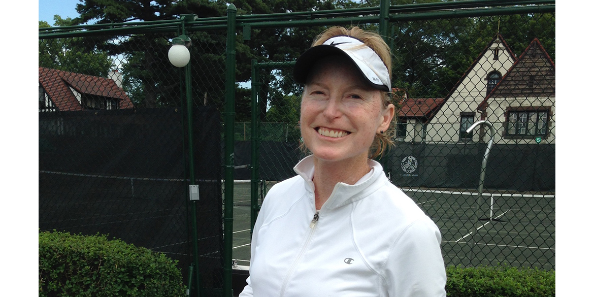 El miembro del Salón de la Fama Pat Purcell ama enseñar y competir en tenis