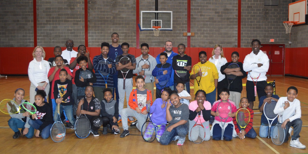 Abriendo los ojos de los jóvenes al tenis: la historia de Marcus Hooks