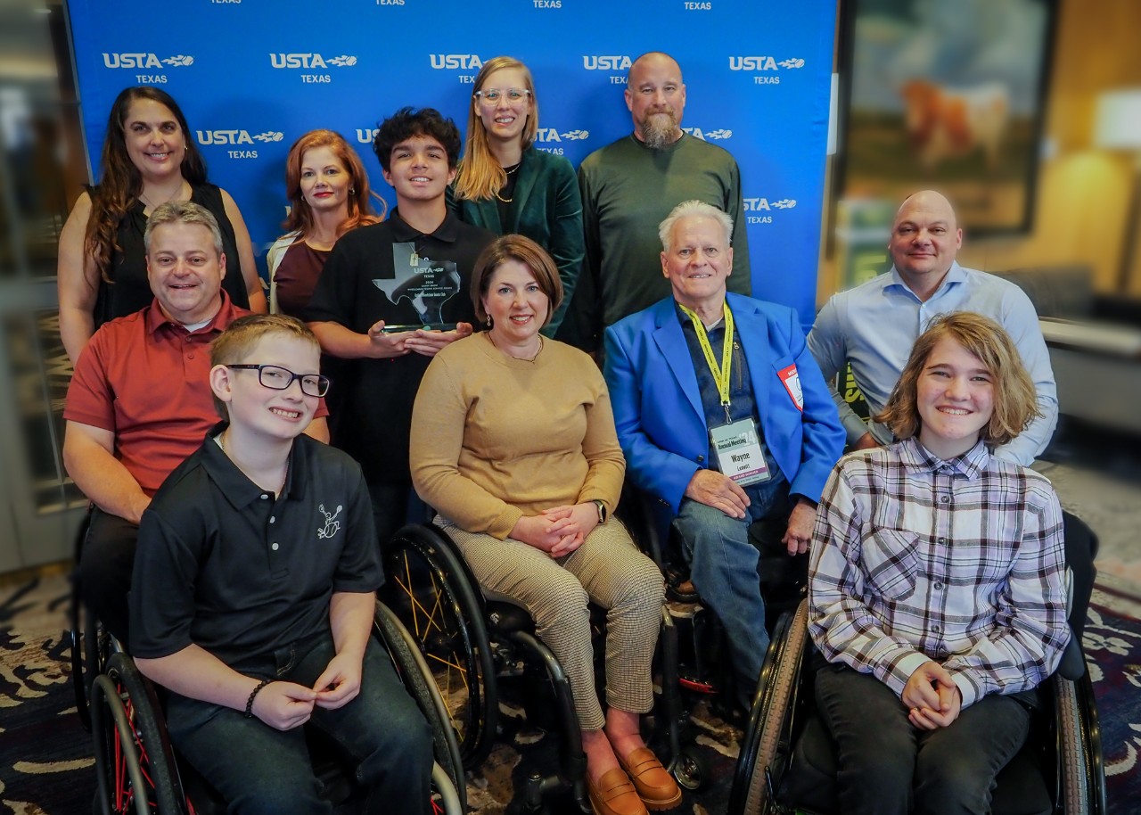 2024 Premio al servicio de tenis en silla de ruedas Randy Snow