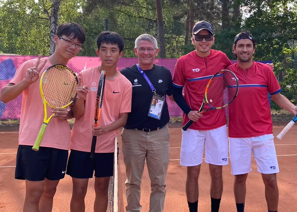 2024 Premio oficial del año Ray Delcastillo